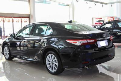 China Automatische luxe versie Toyota Camry 2021 Jaar 2.0L CVT Medium Hybrid Sedan Te koop