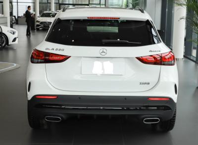 Cina 2023 Mercedes Benz GLA 220 4MATIC Benzina SUV compatto 5 porte 5 posti in vendita