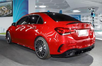 Cina Compact Benz Benzina Auto Benz Classe A AMG 2022 35L 4MATIC 4 Porta 5 Posti Lusso in vendita