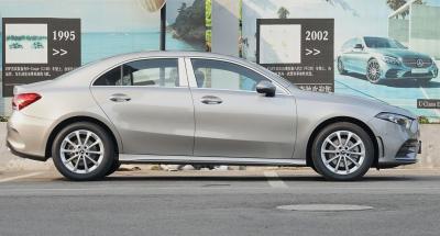 Cina 7 Marce DCT Benz Benzina Auto Mercedes Benz A 200 L Sport Berlina Versione Donggan in vendita