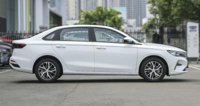 Cina 1.5T 114HP L4 Veicolo Geely Geely Emgrand quarta generazione 1.5L CVT Elite in vendita