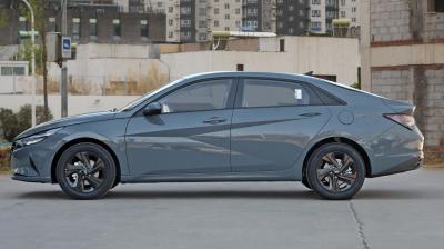 Cina GLS Leading Version Hyundai Elantra 2022 1.5L CVT 4 Porte 5 Posti Benzina Berlina in vendita