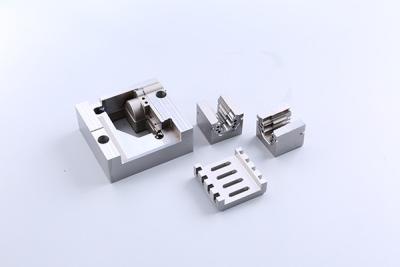 China Would you like to cooperate with such a precision plastic mould maker? for sale