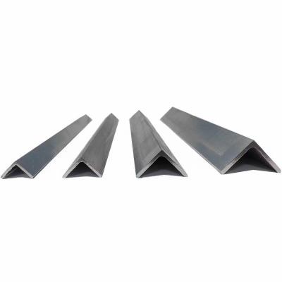 China 25*3mm niet-gelegeerd koolstofarme hoekstaal voor de bouw, scheepsbouw en auto's Te koop