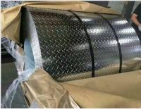 China Customizable Galvanized Hot Rolled Checkered Steel Plate 1250mm Width Anti Slip for sale