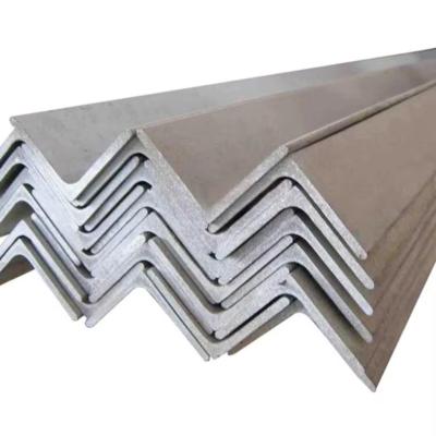 China Gelijk Q195-Q420 serie laagkoolstofstaal hoekstaal voor bouwconstructies 70*7mm Te koop