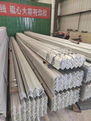 China Q195-Q420 Series Stainless Steel Slotted Angle Bar for Construction and Shipbuilding for sale