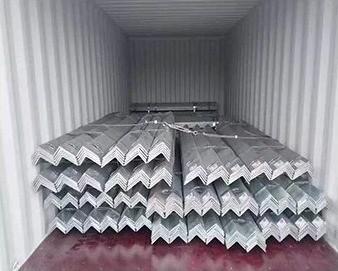 China Q195-Q420 Series Stainless Steel Slotted Angle Bar for Construction and Shipbuilding for sale