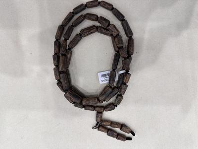 China Handmade Natural Agarwood Bracelet for Spiritual Healing and Meditation with Authentic Agarwood Beads for sale