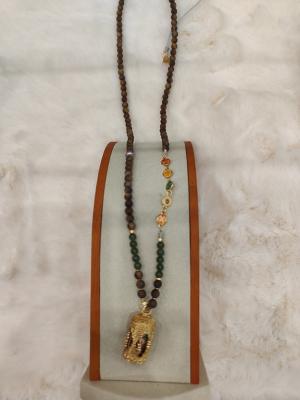 China Handmade Agarwood Pendant with 18K Gold Buddha Design and Authentic Aroma for Spiritual Jewelry for sale