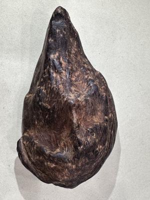 China Handmade Agarwood Pendant with 18K Gold Buddha Design and Authentic Aroma for Jewelry Distributors for sale