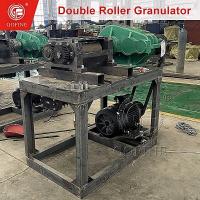 China Double Roller Compound Fertilizer Pelletizer 300x150mm for Urea Processing 1-1.5t/h for sale