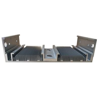 Cina Scafo termico per estrussione in alluminio versatile Scafo termico per argento estetico personalizzato in vendita