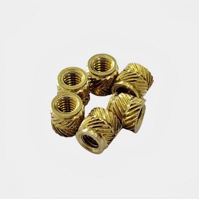 Cina Parti di tornitura in rame CNC di precisione personalizzate con disegno e campioni gratuiti con logo inciso in vendita