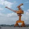 China Marine Floating Boat Dock Crane Heavy Lifting For Shipyard Port for sale