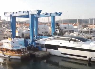 China Customized 10-1200 Tonnes Ship Lifting Crane A5-A8 Working Class for sale