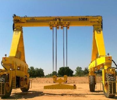 China Elevador de neumáticos móvil Una grúa de pórtico portátil de marco 0 - 50t en venta