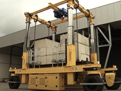 Cina Capacità portatile di Ton Small Footprint Heavy Lifting della gru 100 della gomma idraulica telescopica in vendita