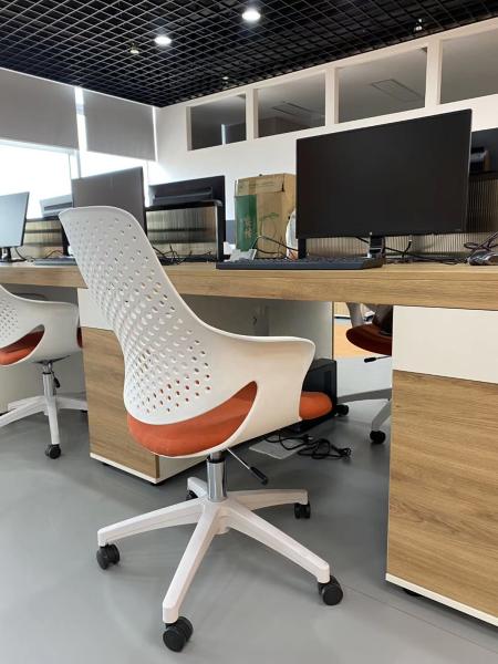 Quality OFFICE CHAIR White Plastic Movable Computer Desk Chair for Modern Commercial for sale