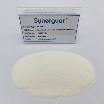 Cina Cloruro superiore di Hydroxypropyltrimonium di bassa viscosità in guar derivatizzato alta trasparenza dello sciampo in vendita