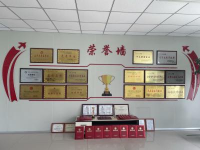 Cina Geomembrana idroporta in HDPE per applicazioni di rivestimento di stagni e serbatoi in vendita