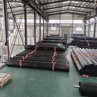 China Revestimentos para aterros sanitários Geomembranas 100% virgens de HDPE com superfície lisa e design texturizado à venda