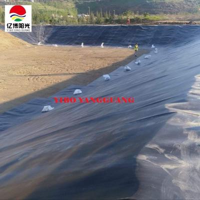 China 50m-200m HDPE Geomembrane Liners para Aquacultura Barragem reservatório lago e aterro feito à venda