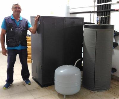 China 20.4kw EER4.7 COP5.13 Geothermal Ground Source Heat Pump for 7℃ - 60℃ Water outlet for sale