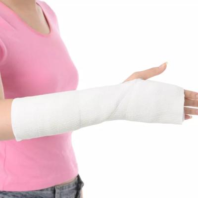 China Fast Dispatch OEM Manufacturer Medical Supplies Orthopedic Instrument Fiberglass Cast Bandage Polyurethane Resin for sale