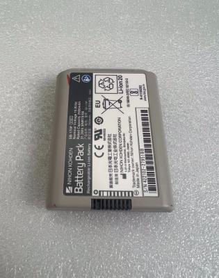 Cina NIHON KOHDEN Batteria per monitoraggio del paziente, modello: SB-170P, 10,8V 2900mAh 31,3Wh in vendita