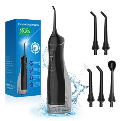 China 300ml Big Capacity Water Tank Replaceable Nozzle Water Flosser Rechargeable Electric Teeth Cleaner for Teeth Cleaning for sale
