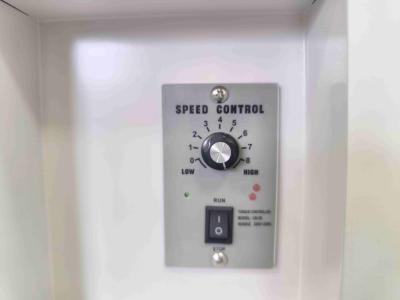 China Dreiteilige, kraftbetriebene Schleuse mit integriertem Förderband zu verkaufen