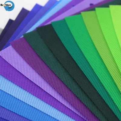 中国 Polyester wool felt spunbond polypropylene non woven material 販売のため