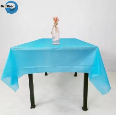China Disposable PE Plastic Table Cover for Table Protection: Durable, Waterproof, Easy-Clean Table Cover for Dining, Kitchen and Outdoor for sale