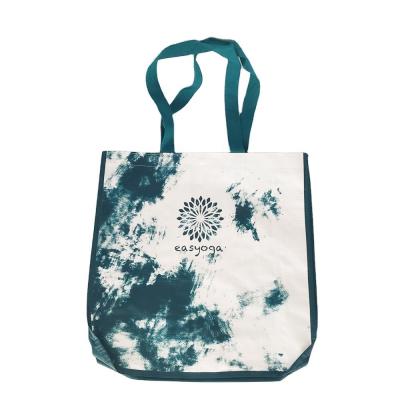 Cina TUV qualified factory supply packaging tote glossy bopp laminated pp woven bag in vendita