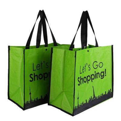 Cina Promotion eco friendly foldable large capacity shopping laminated pp woven bag in vendita