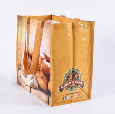 Cina Promotion eco friendly foldable large capacity shopping laminated pp woven bag in vendita