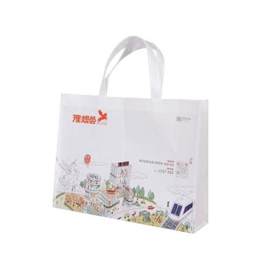 Cina Custom Printing Metallic Lamination PP Woven Reusable Tote Shopping Bags with Inner Insulation in vendita