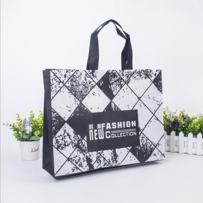 Cina Plastic Garment Bag PP Woven Shopping Bag/ Packaging Bags in vendita