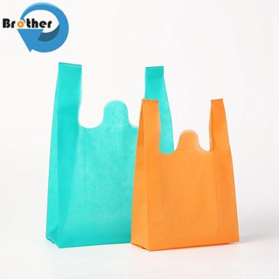 Cina Low MOQ Cheap Price Promotional Customized Colors Tote PLA Non-Woven Shopping Bag, Eco Recyclable PP Non Woven Bags in vendita