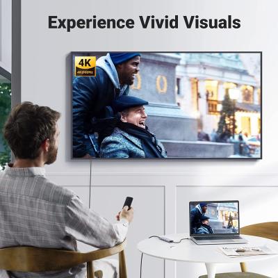 中国 USB C ハブ 5 in 1 USB C to HD-MI スプリッター 3 USB A 3.0 ポートと 5Gbps タイプ C データ ポート, 4KHDMI ポート, PD 100W 充電 販売のため