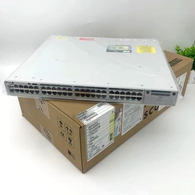 Китай Специализированный C9300L-48P-4G-E Enterprise-Class 48-Port Gigabit POE Ethernet Switch с скоростью передачи 10/100/1000Mbps продается