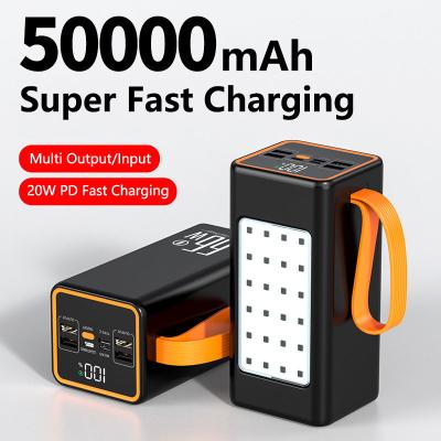 Cina Vita di ciclo lunga compatibile 50000mAh per la centrale elettrica portatile del litio della luce del LED in vendita