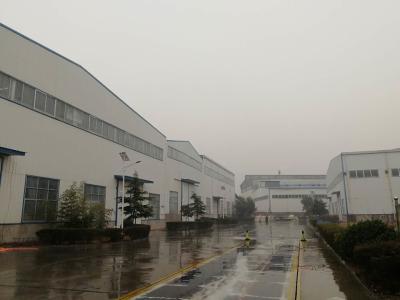 China Zuivere Witte Gesmolten Alumina Korrels Barmac die Hoge hardheid verpletteren Te koop