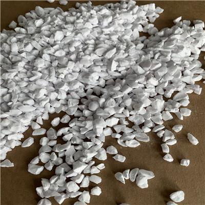 Cina Grani tabulari bianchi 99,52% dell'allumina dei refrattari Unshaped in vendita