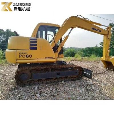 Cina 6200 KG Peso della macchina usata Komatsu PC60-7 escavatore dal Giappone pompa idraulica originale in vendita