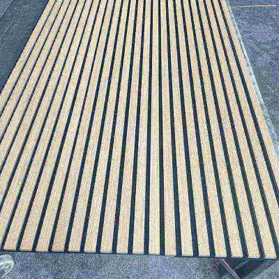 China Moderne ontwerp 600/320 mm polyestervezel akoestisch paneel voor huisdieren akoestisch houten fineer Te koop