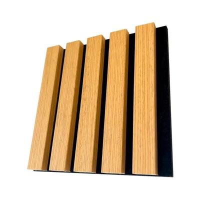 China Niet-geweven 600/320 mm akoestische houten wandpanelen voor effectieve geluidsisolatieoplossingen Te koop