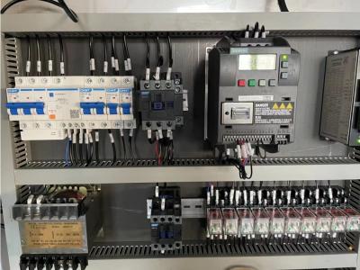 中国 オートマティックプラスチックチューブフillingマシーン 乳膏クリーム歯磨き粉 販売のため