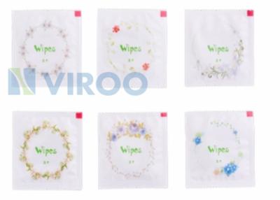 China Spunlace Wet Wipes Packaging Machine For Restaurant Eco - Friendly for sale